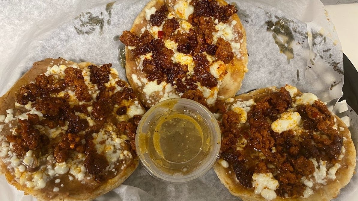 La Carcacha Food Truck - reviews,open hours,photo spots, things to do ...